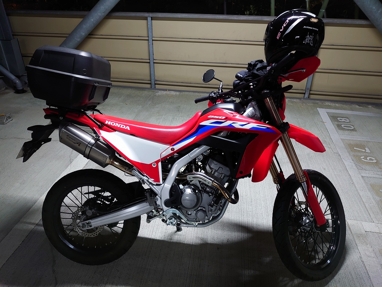 CRF250L（MD47）オイル漏れ - D-EVO