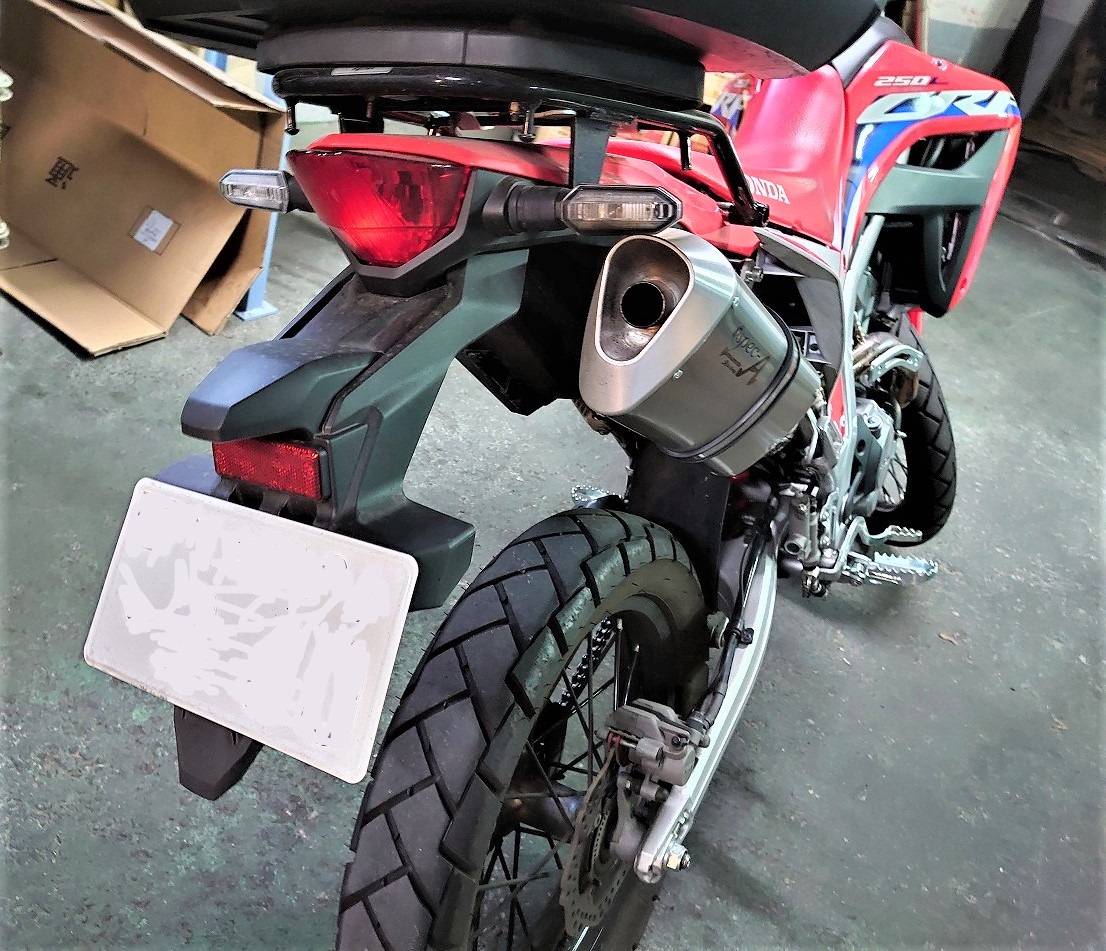 CRF250L（MD47） リアフェンダーレスキットの取付け - D-EVO