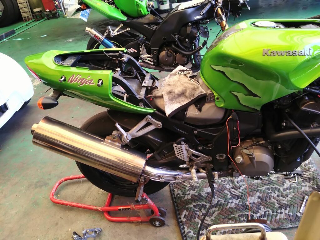 ZX-12R 車検対応整備 - D-EVO