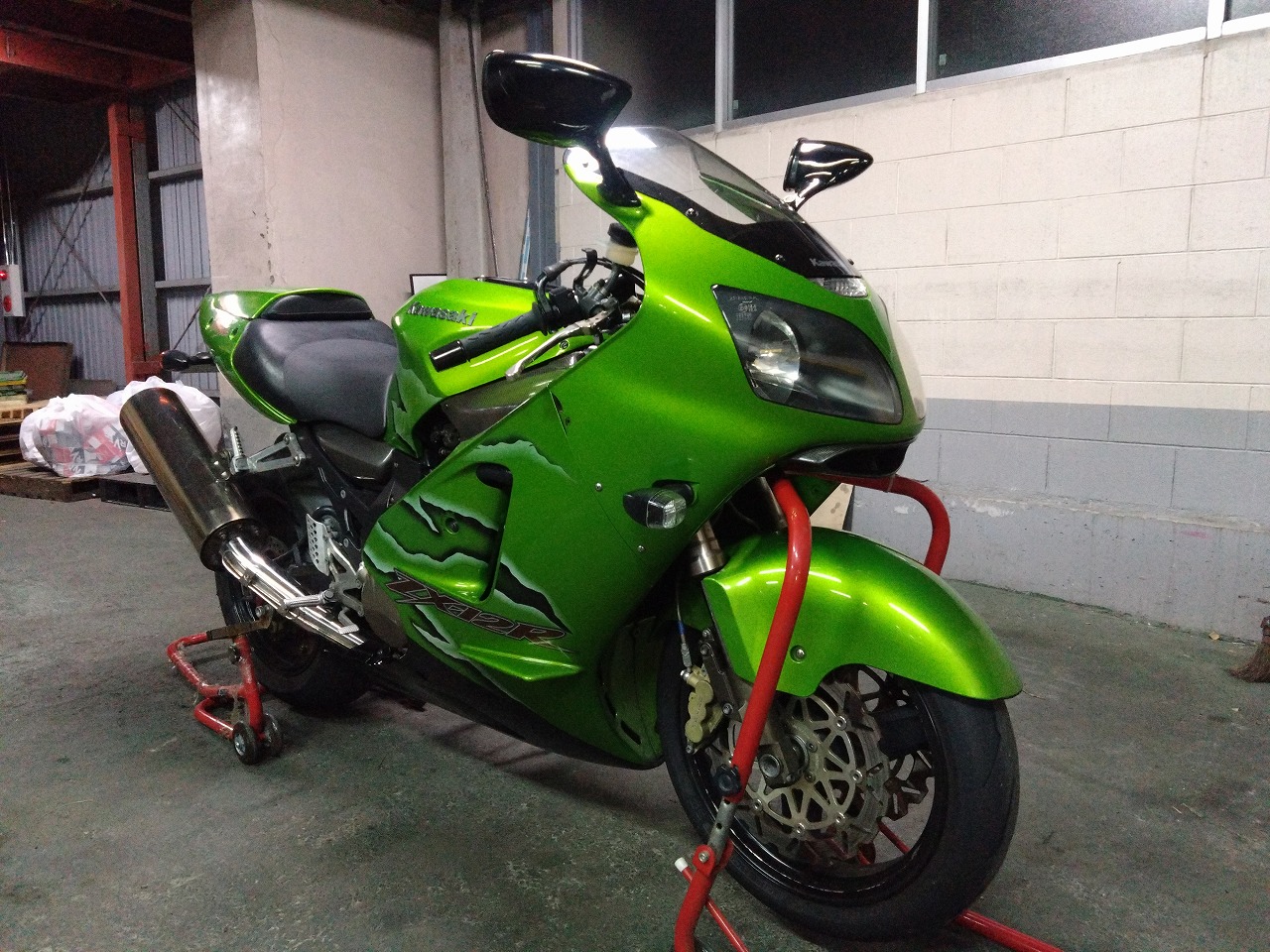 ZX-12R TOKICO 6POTキャリパー オーバーホール 分解清掃 - D-EVO