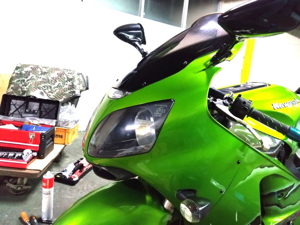 ZX-12R バックステップ＆小物類の取付け - D-EVO