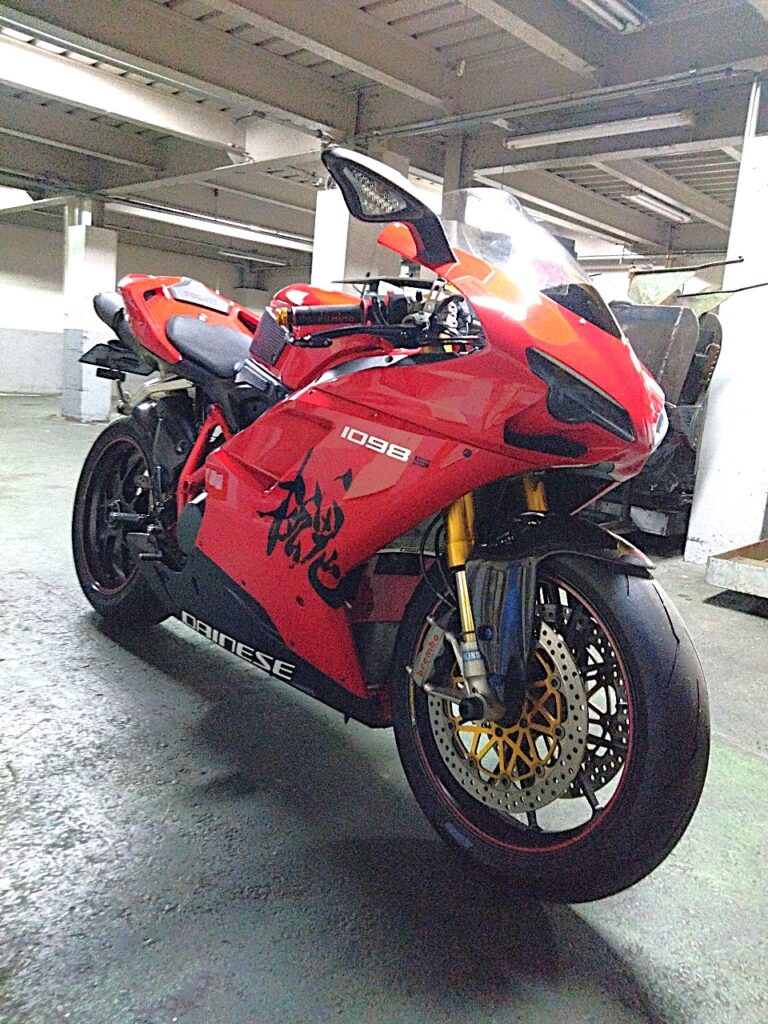 1098S メンテナンス&大改修 2024 part1 オイル&フィルター交換 - D-EVO